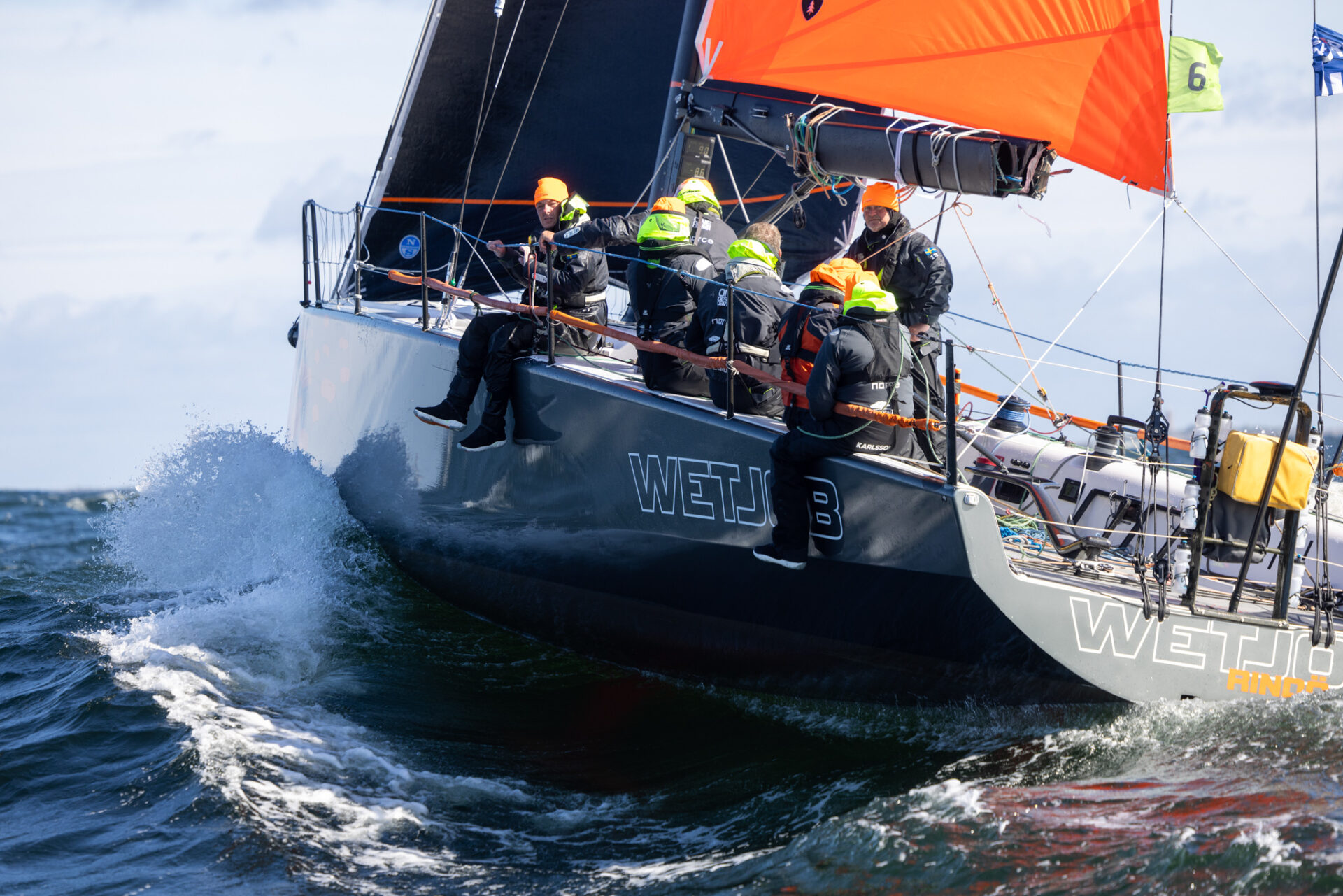 Fartrekord och hårda vindar i Gotland Runt – Team Pro4u totalsegrare ...